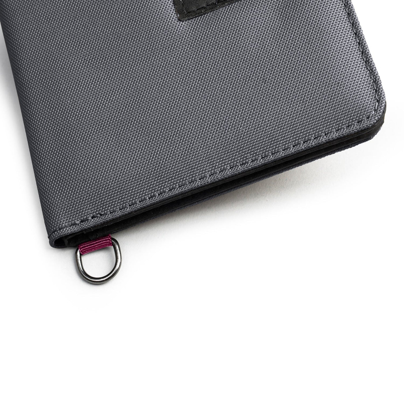 Pacsafe RFIDsafe RFID Blocking Bifold Wallet — Jet-Setter.ca