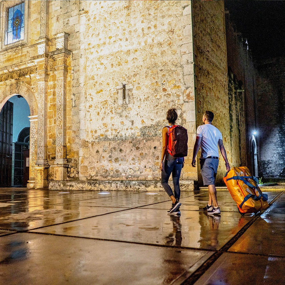 Canada's Luggage & Travel Gear Experts — Jet-Setter.ca