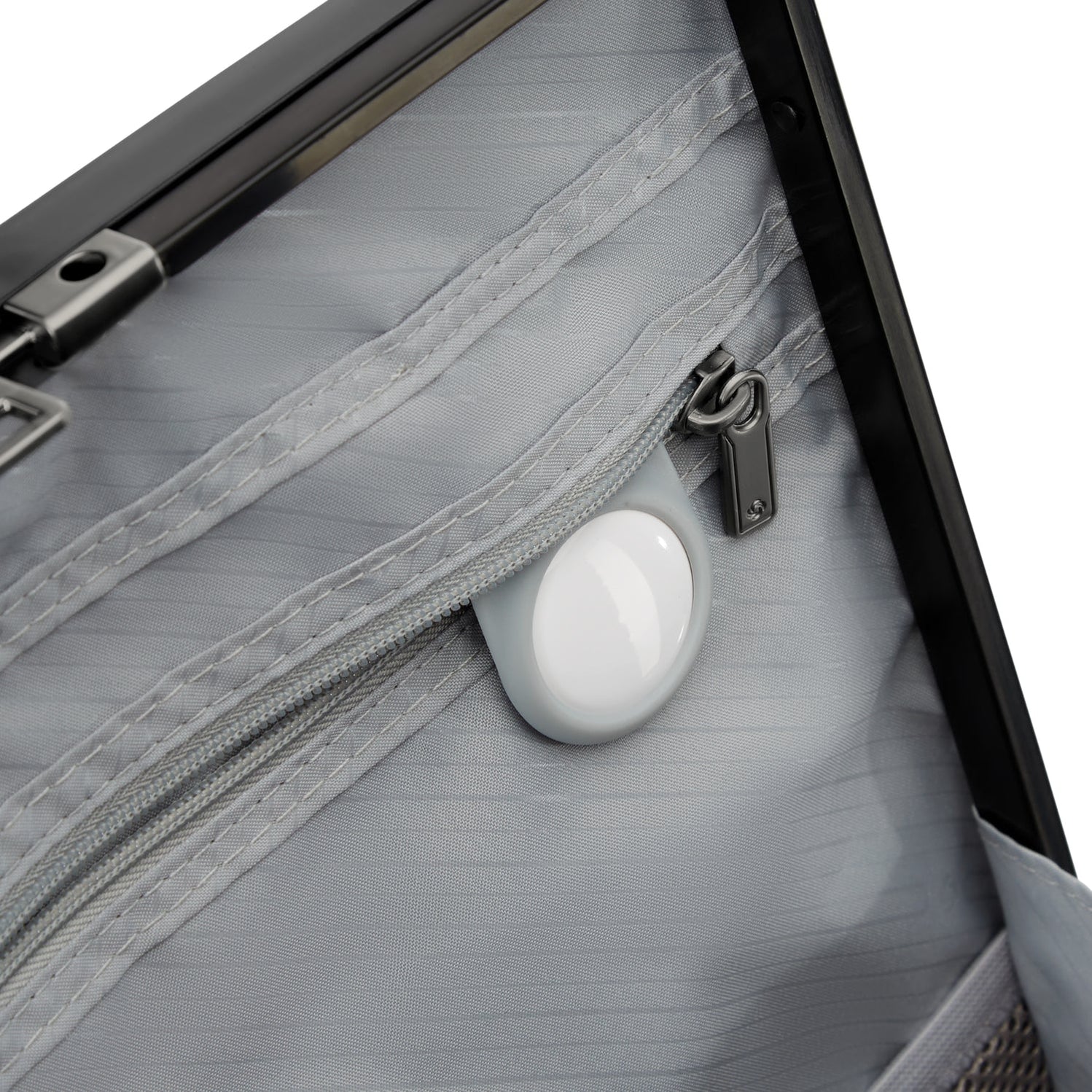 Samsonite Elevation Plus Carry-On Spinner — Jet-Setter.ca
