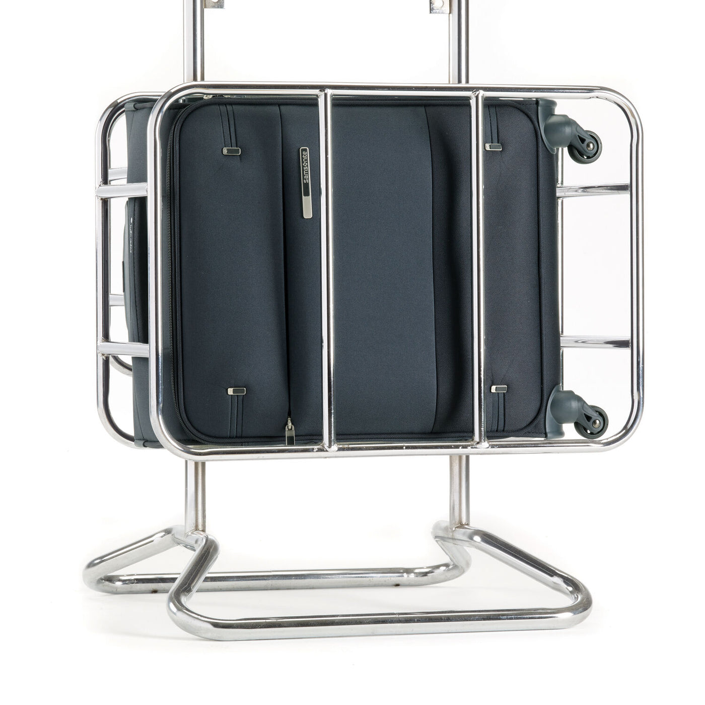 Samsonite Base Boost Carry-On Spinner — Jet-Setter.ca